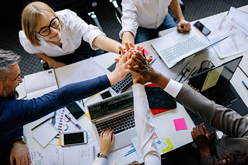 Maintaining social connections between colleagues: for the best ...